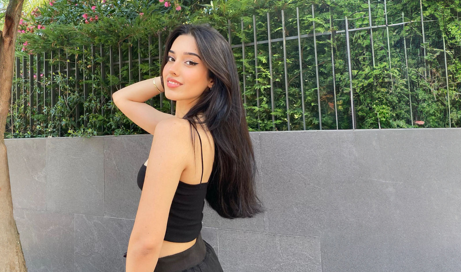 What Most Men Get Wrong About Beautiful Women - The Modern Man