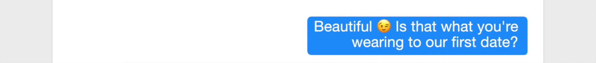 10 Signs a Girl Likes You Over Text | The Modern Man