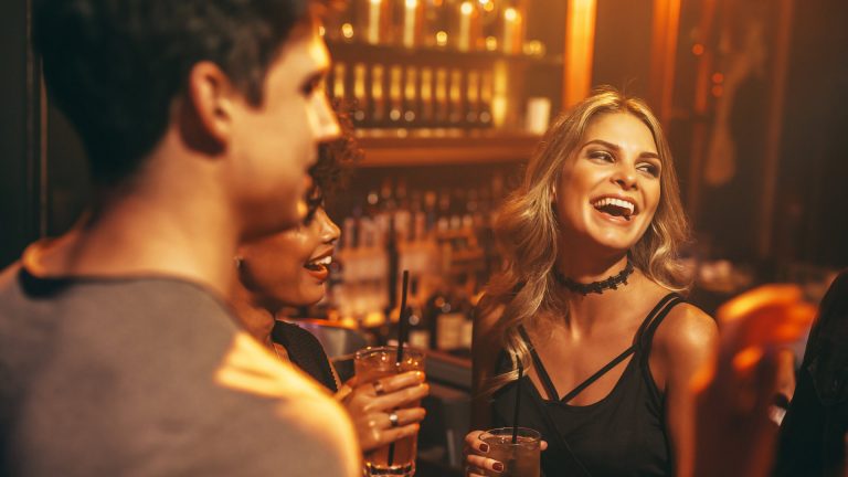 How to Impress a Girl You Like - The Modern Man